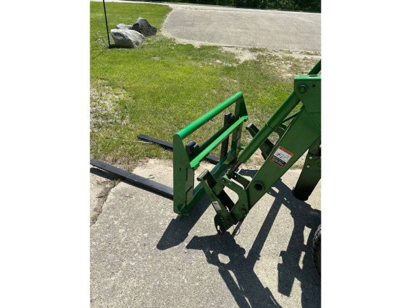 Rock Solid Attachments Class II Light Duty Pallet Forks for Tractors ...